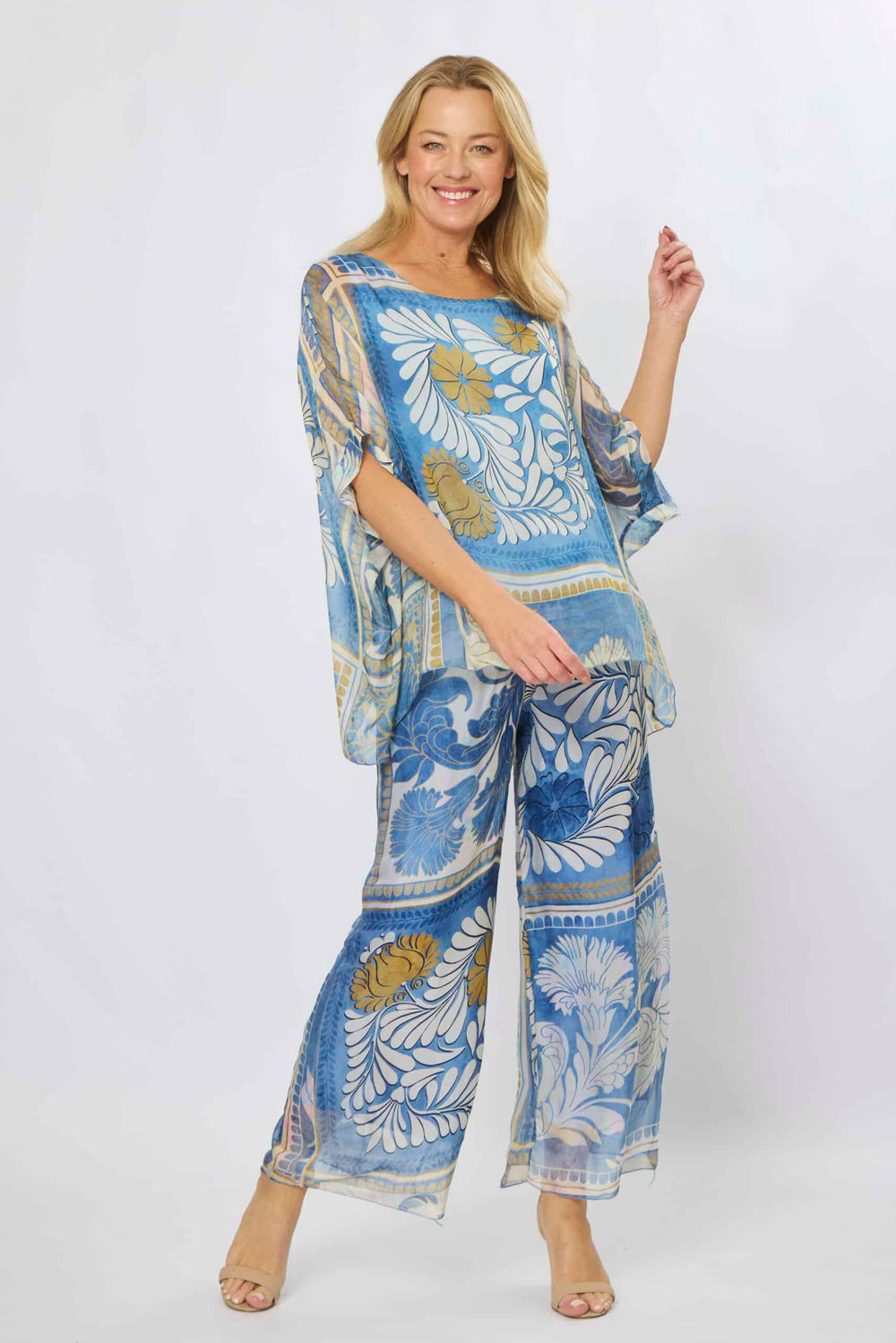 La Strada Clothing Collection - Kindred Spirit Boutique & Gift